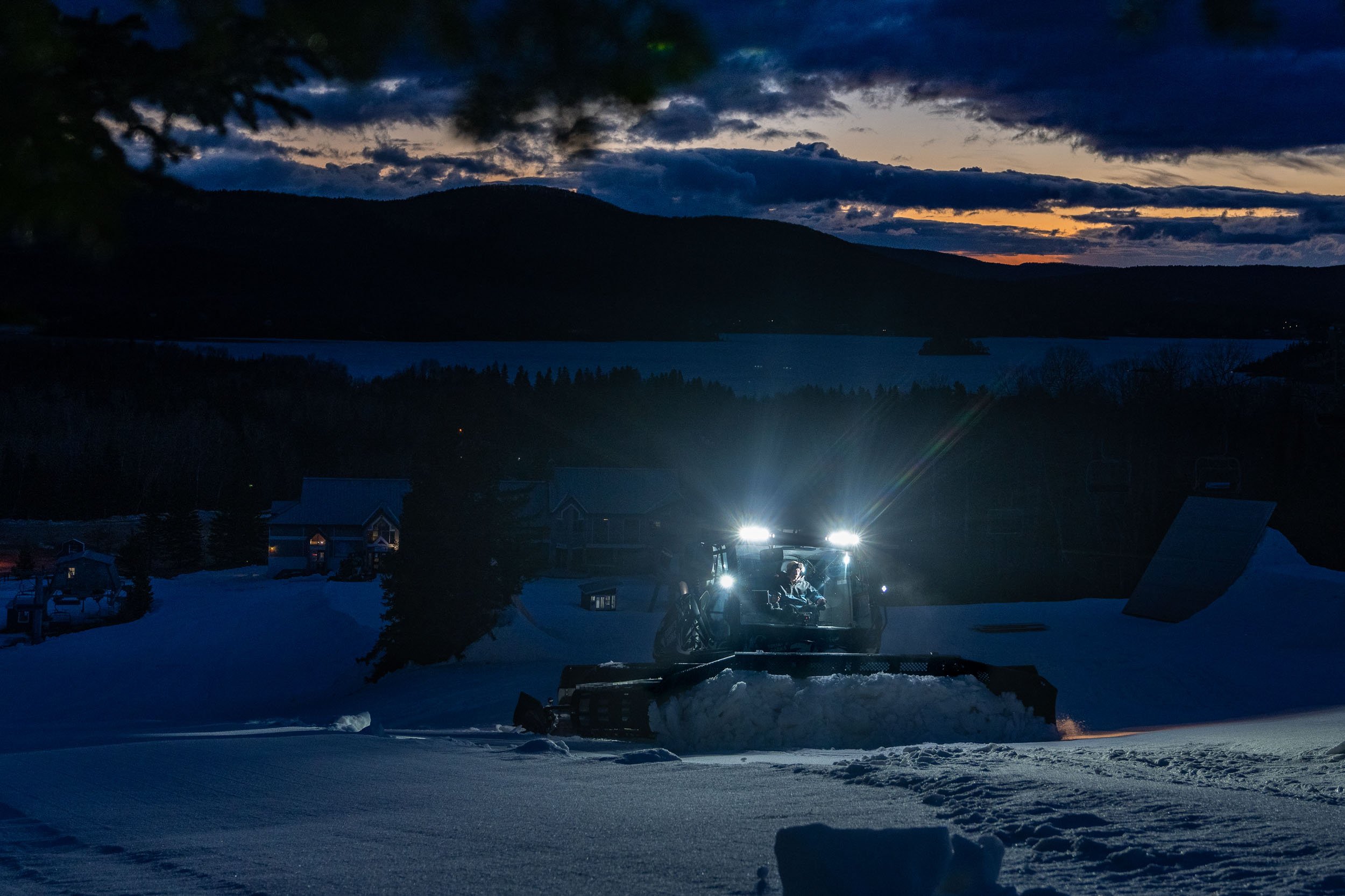 Corporate Website - Prinoth - Prinoth Snow Groomers - Prinoth - Crawler ...