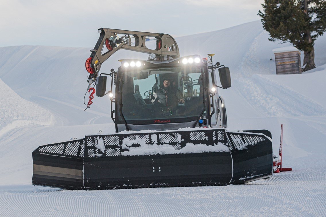 Groomers for Snow Parks & Funlines - Prinoth