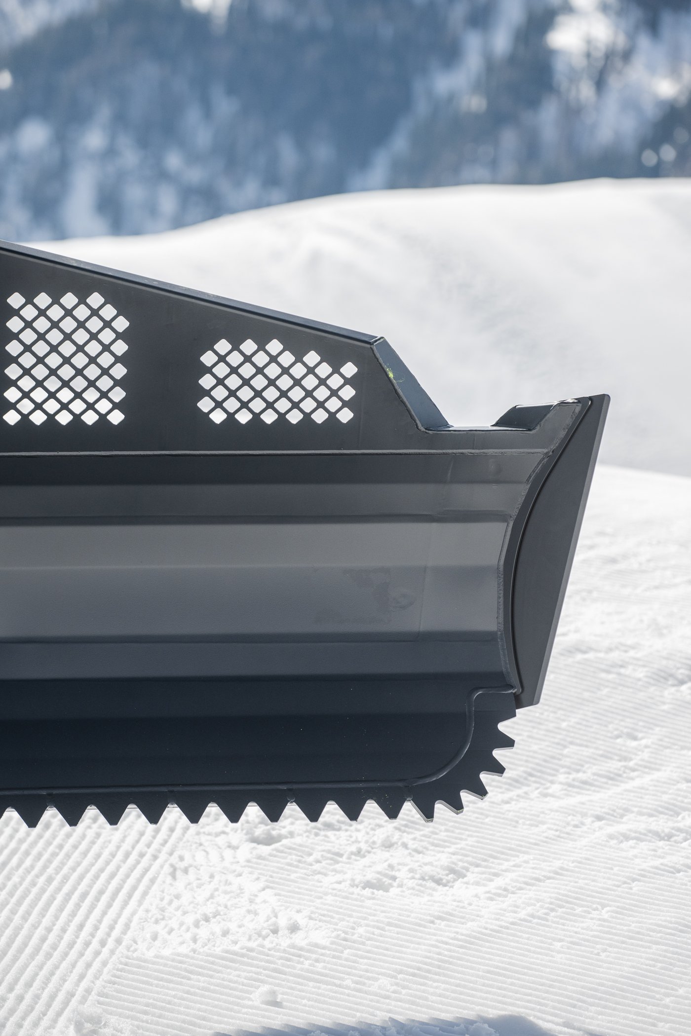 Corporate Website - Prinoth - Prinoth Snow Groomers - Prinoth - Crawler ...