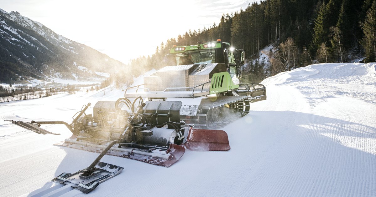 The Husky E-Motion – The future of track and trail grooming - Prinoth