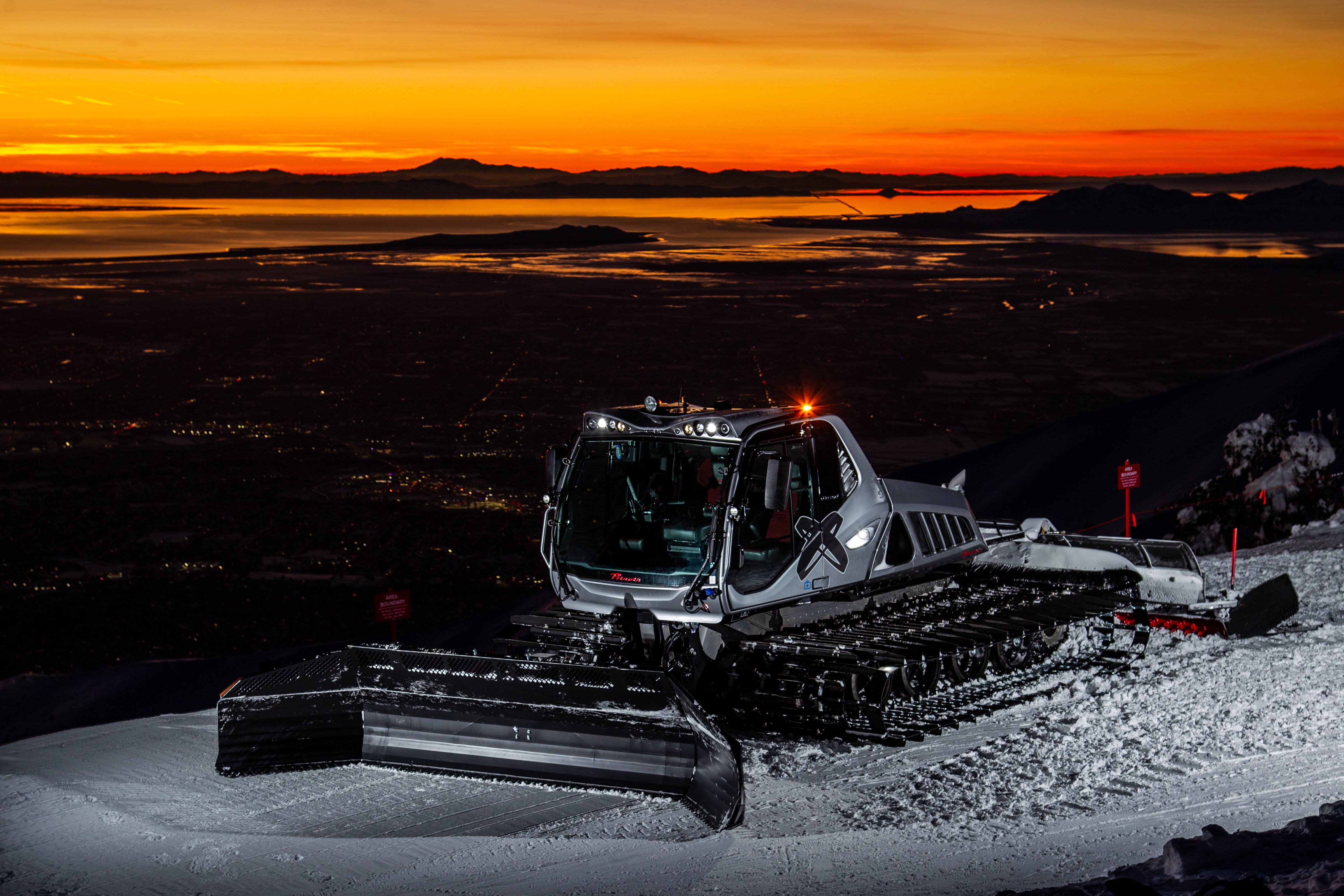 Leitwolf Snow Groomer - Prinoth