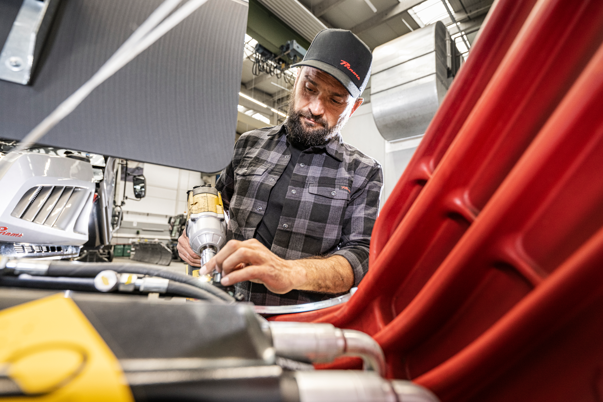 Spare Parts for Snow Groomers - Prinoth