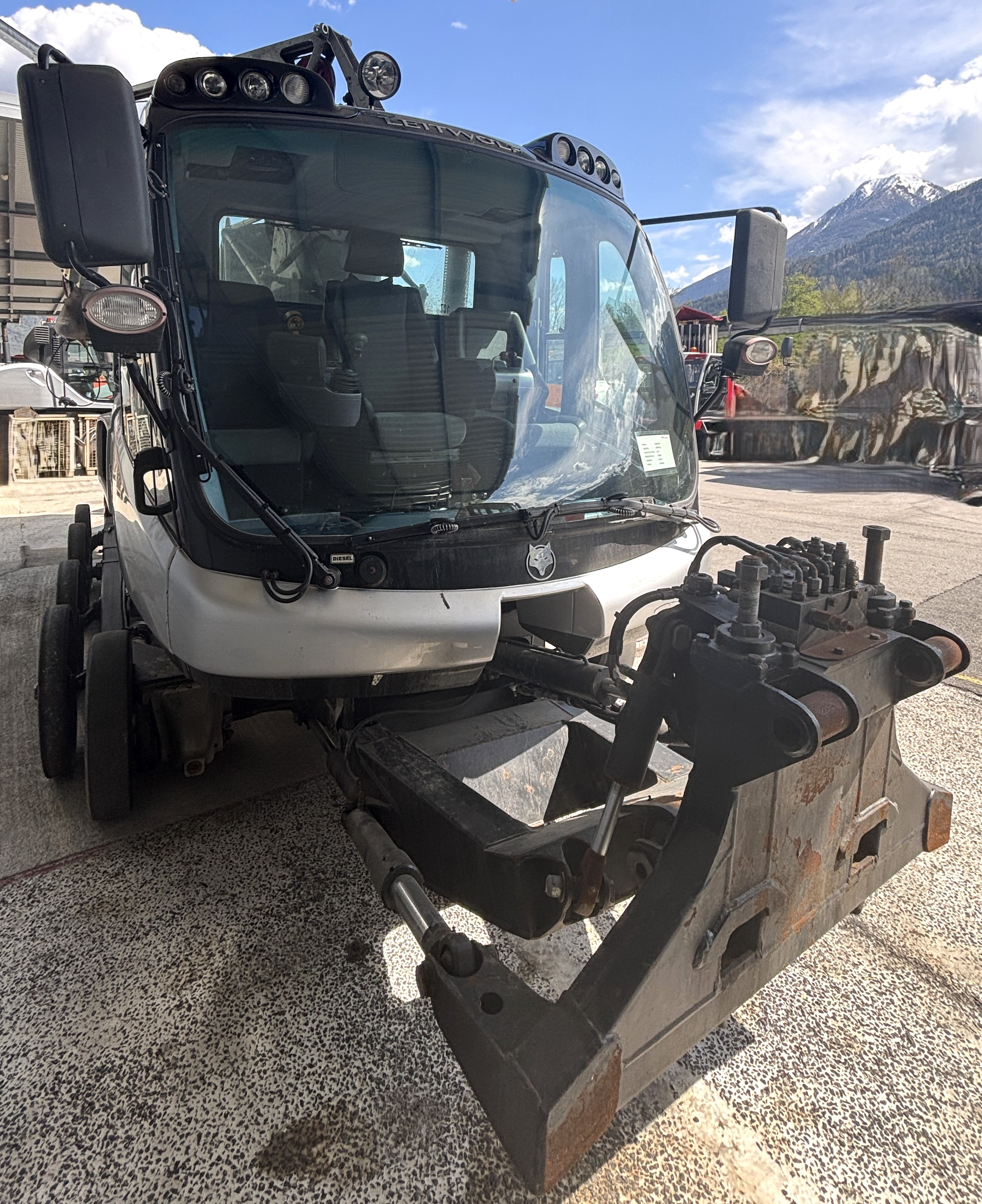 Used Snow Groomers for Sale | Prinoth Certified Equipment - Prinoth