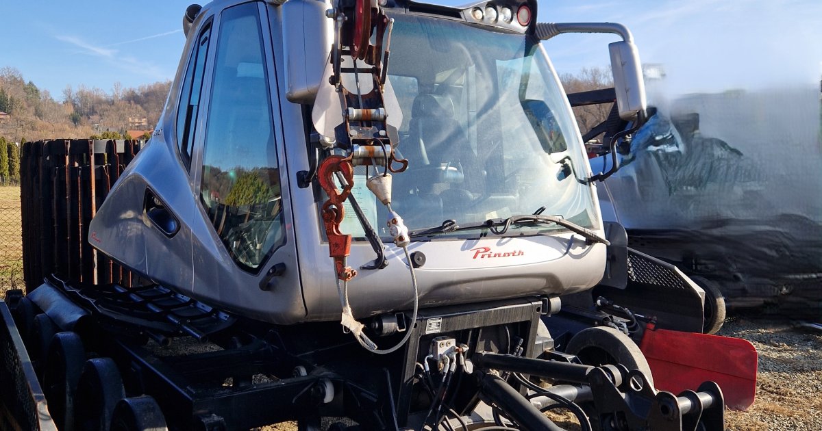 Corporate Website - Prinoth - Prinoth Snow Groomers - Prinoth - Crawler ...