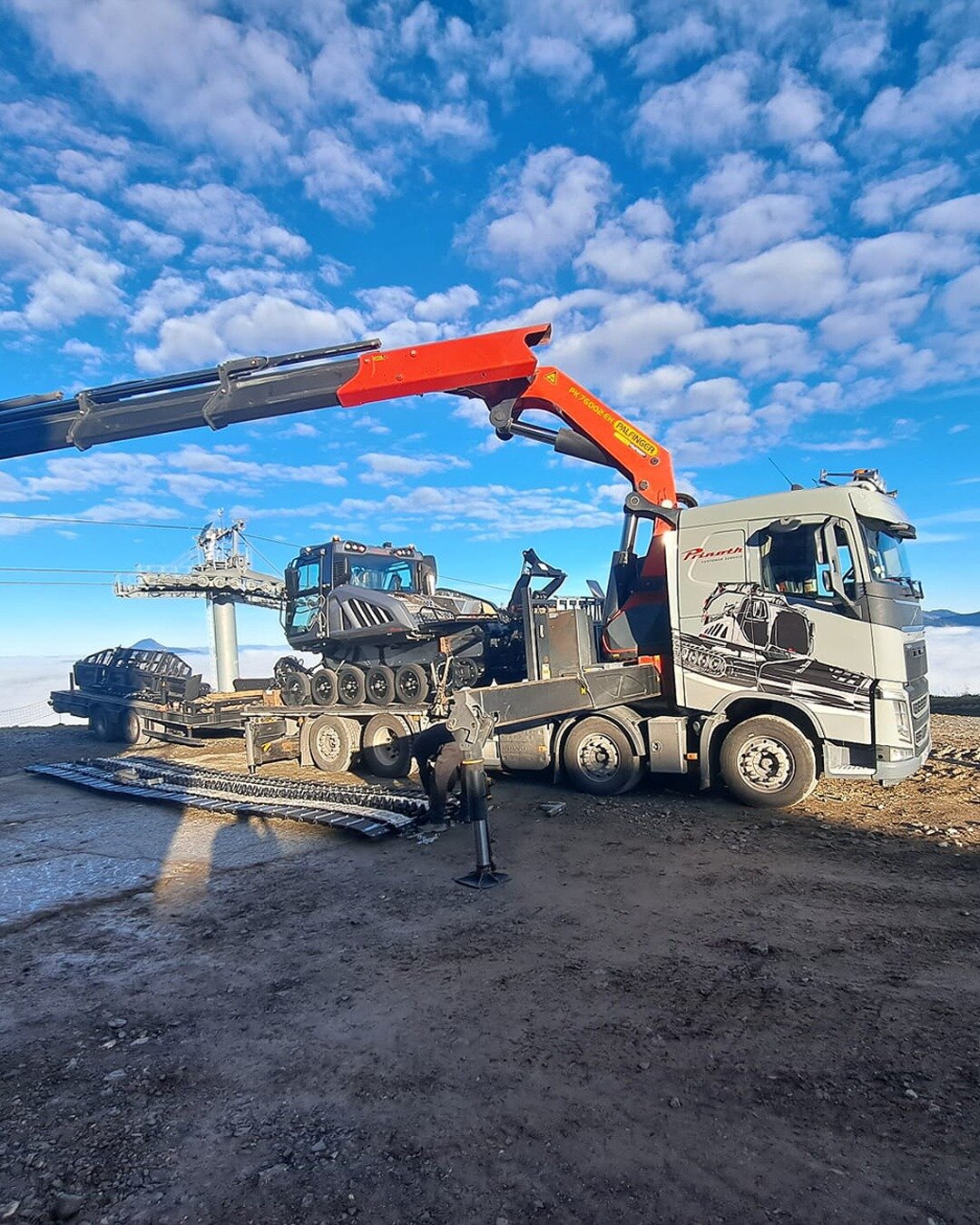 Corporate Website - Prinoth - Prinoth Snow Groomers - Prinoth - Crawler ...